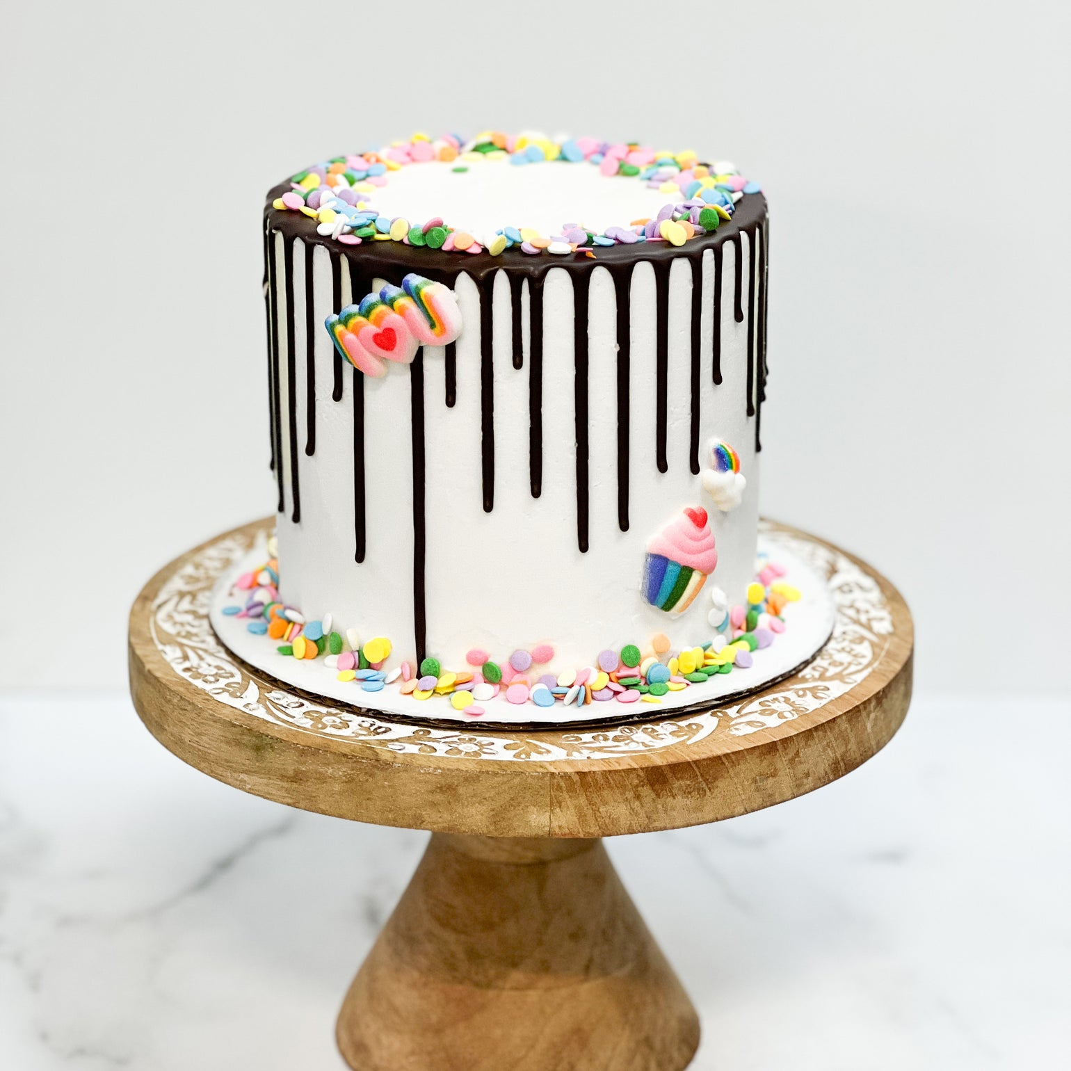 Sweet Rainbow Cake – Sweet Treasures
