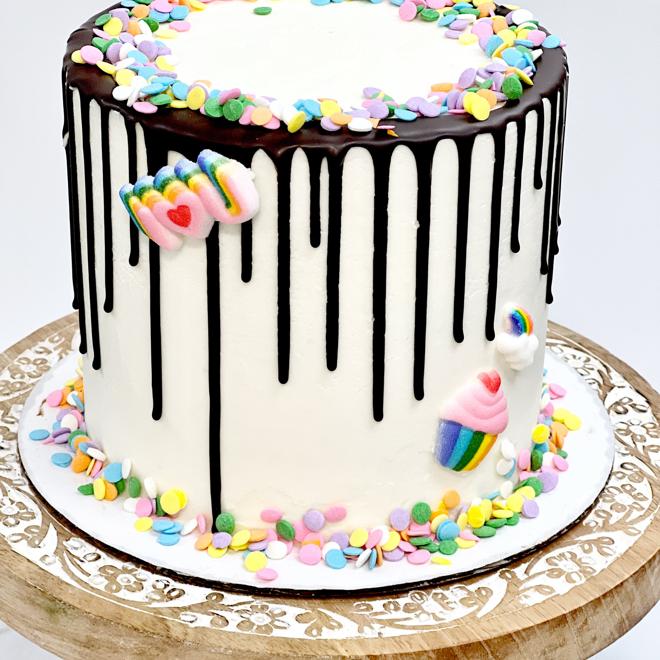 Sweet Rainbow Cake – Sweet Treasures