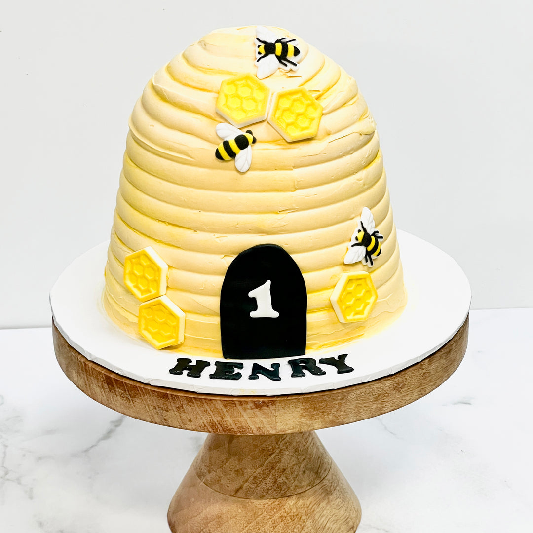 Honey Bee Sweet Cake – Sweet Treasures
